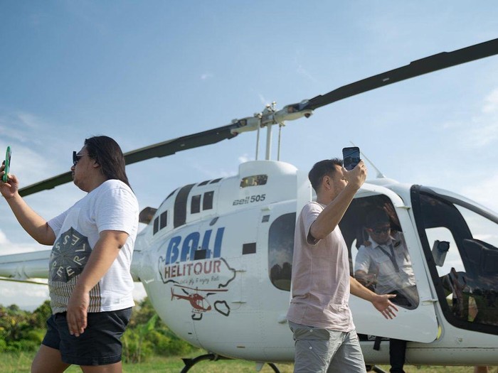 8 Potret Helikopter Punya Raffi Ahmad yang Disewakan