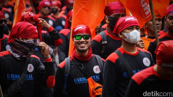 Penampakan Massa Demo May Day Long March di Jakarta