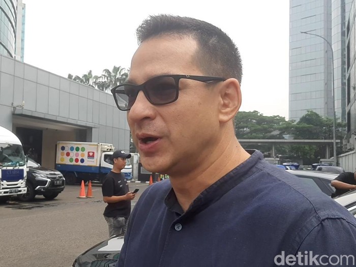 Klarifikasi Ari Wibowo soal Jatah Mertua Rp 500 Ribu hingga Pembalut Klarifikasi Ari Wibowo soal Jatah Mertua Rp 500 Ribu hingga Pembalut