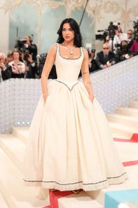 7 Gaya Artis di MET Gala 2023 yang Bisa Jadi Inspirasi Gaun Pengantin