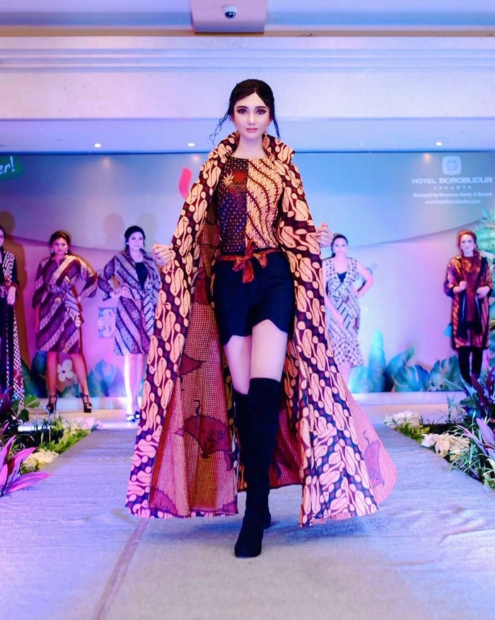 5 Pesona Kalisa Putri yang Siap ke Ajang Miss Asia 2023