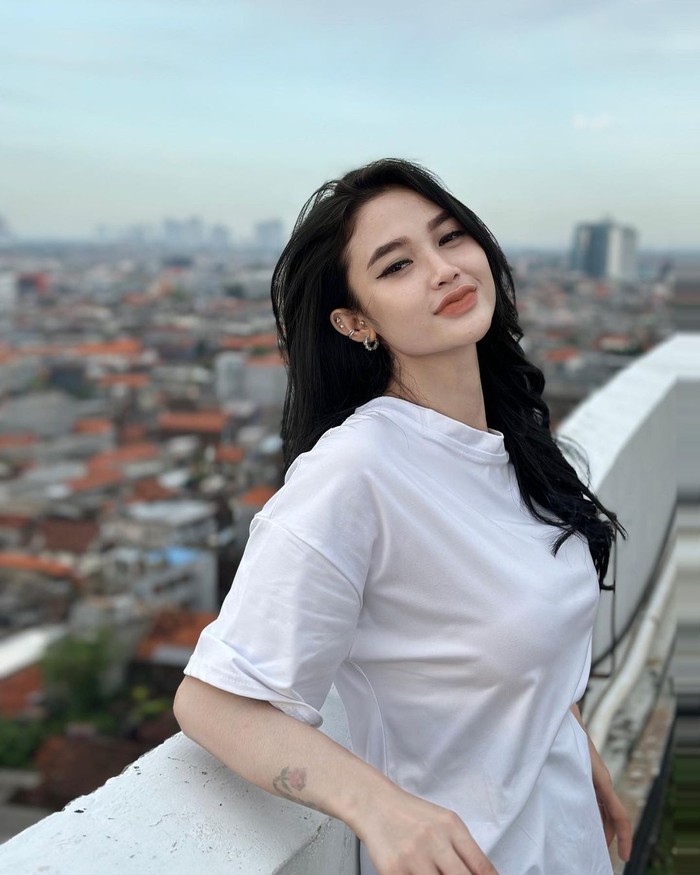 5 Pesona Arlida Putri Pernah Nangis Dibilang Cuma Modal Tampang Jadi