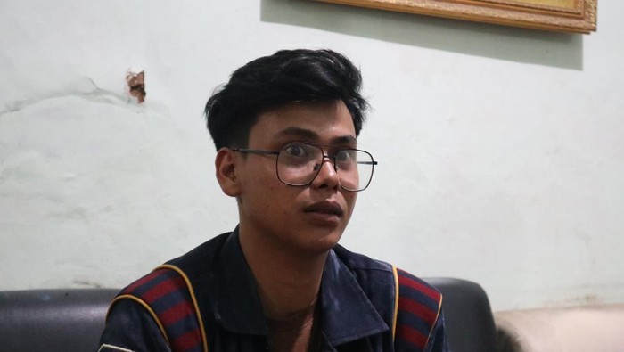 Husein Guru ASN Pangandaran yang Curhat Pungli Akhirnya Batal Mundur Husein Guru ASN Pangandaran yang Curhat Pungli Akhirnya Batal Mundur