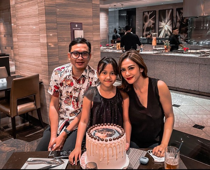 Masayu Anastasia Hobi Ngopi, Dikabarkan Dekat dengan Ariel NOAH
