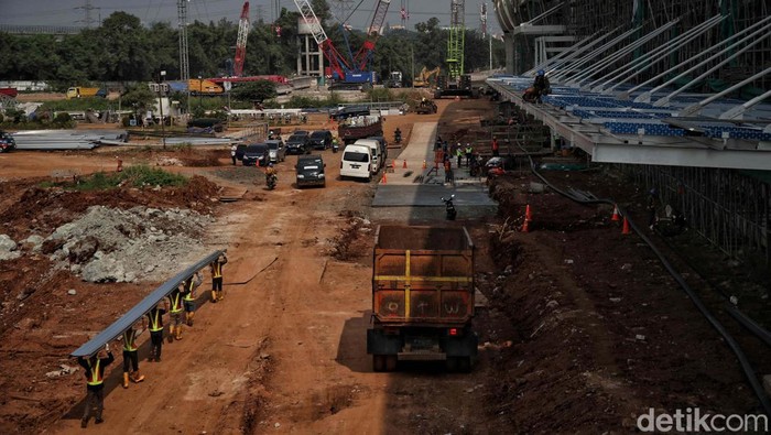 Melihat Progres Pembangunan Stasiun KCJB Halim