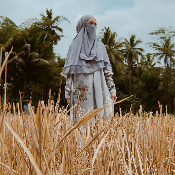 10 Potret Inara Rusli Istri Virgoun Sebelum Lepas Cadar, Tampil Menawan