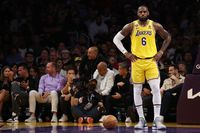 Detik-detik LeBron James Gagal Selamatkan Lakers