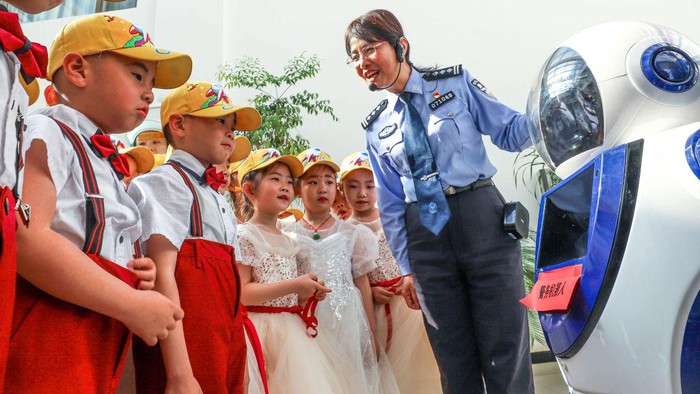 Begini Keseruan Anak-anak di China Sambut Hari Anak Internasional Begini Keseruan Anak-anak di China Sambut Hari Anak Internasional