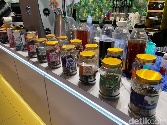Slurrp! Segarnya Teh Artisan di Kedai 'Hidden Gem' Cipete