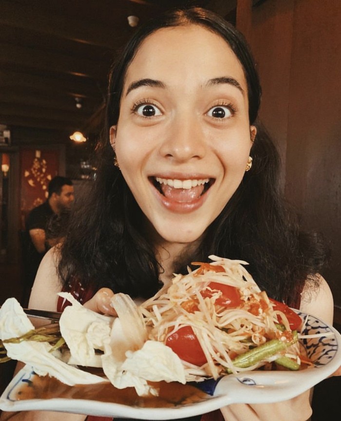 Menawan di Cannes Film Festival, Putri Marino Juga Keren saat Masak di ...