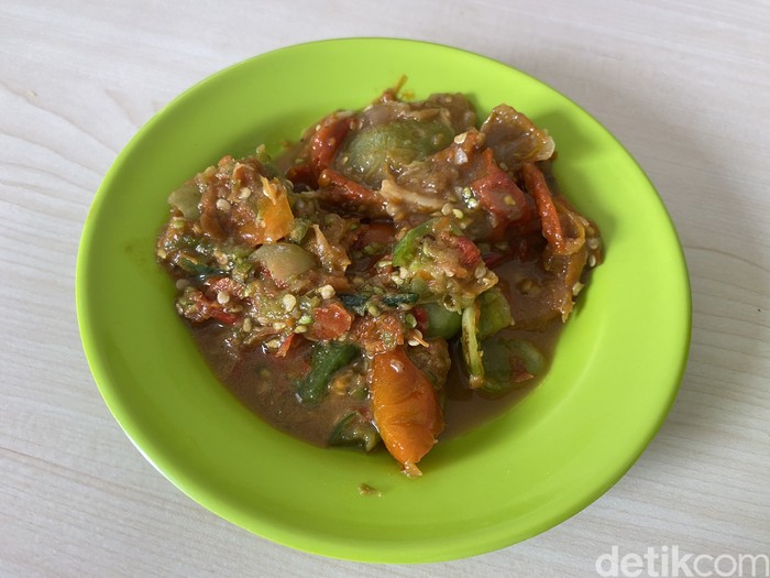 Racikan Sambal Rampai ala Bu Nik Cocok Dinikmati Bersama Bebek Goreng