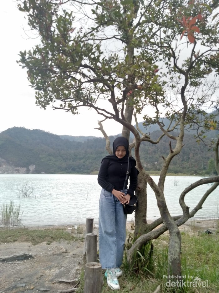 Kecantikan Talaga Bodas, Si Putih Primadona Gunung Galunggung