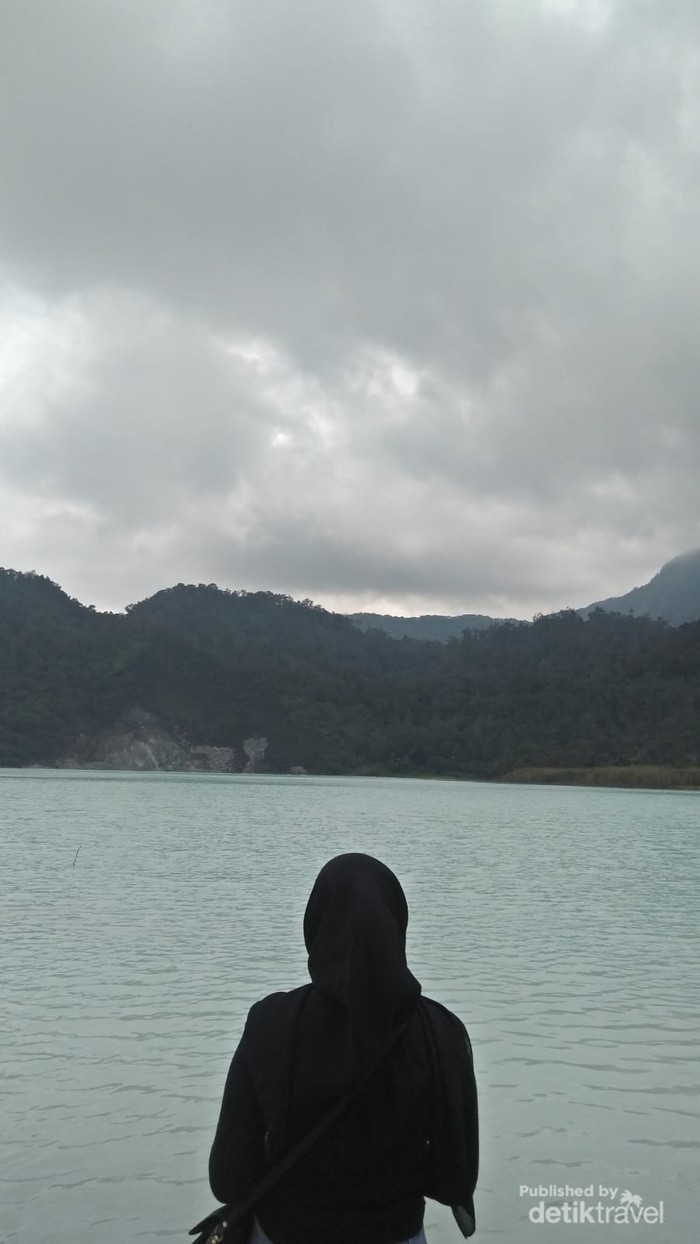 Kecantikan Talaga Bodas, Si Putih Primadona Gunung Galunggung