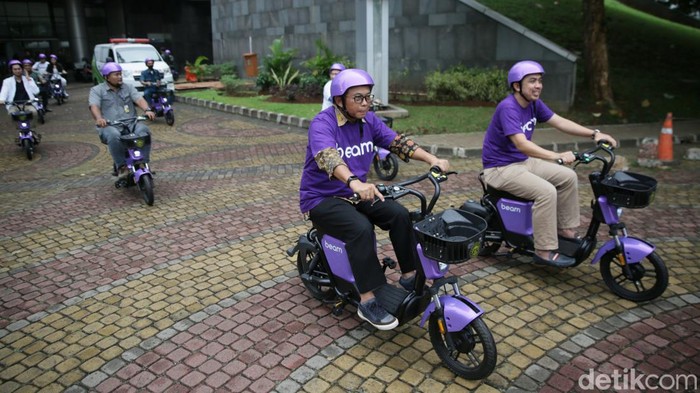 Universitas Indonesia Resmikan Sepeda Listrik Ramah Lingkungan