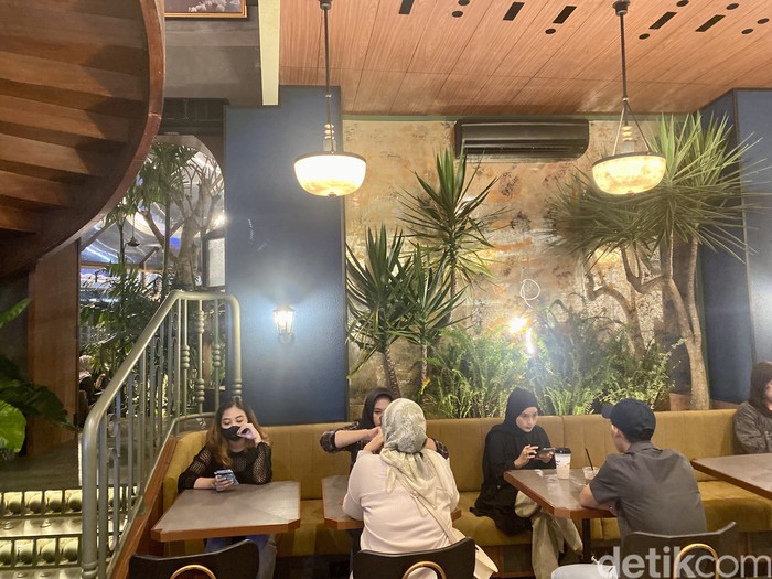 Buka di Jakarta! Jurnal Risa Coffee Bisa jadi Tempat Nongkrong di Akhir ...