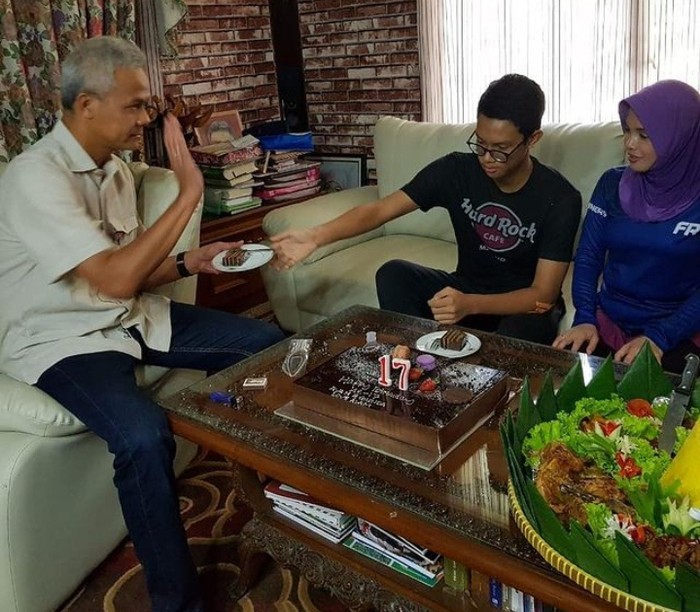 Alam Ganjar Tak Pernah Absen dalam Acara Makan Bareng Keluarga