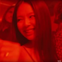 10 Foto Jennie BLACKPINK di The Idol, Joget Seksi Bikin Fans Syok