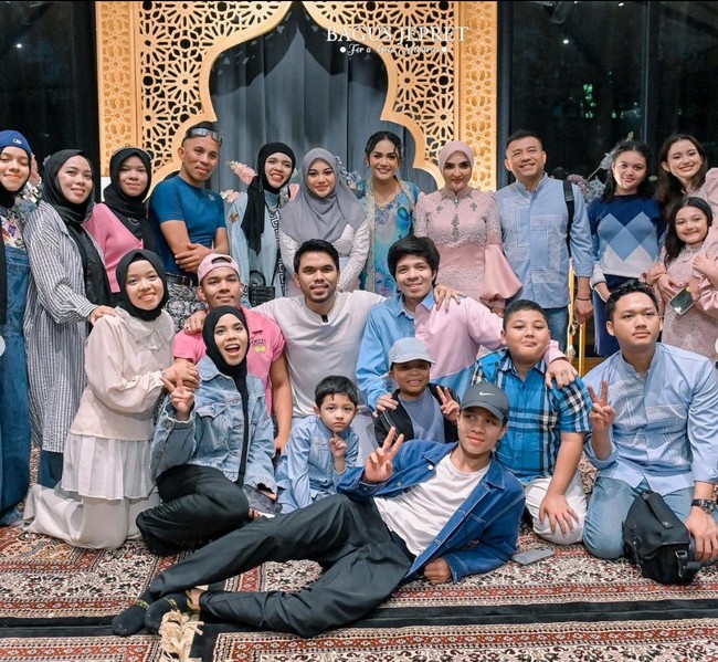 Adu Gaya Krisdayanti, Ashanty hingga Geni Faruk di Gender Reveal Aurel-Atta