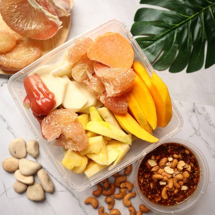 Asam Segar! 20 Rujak Buah Enak Ada di Sini