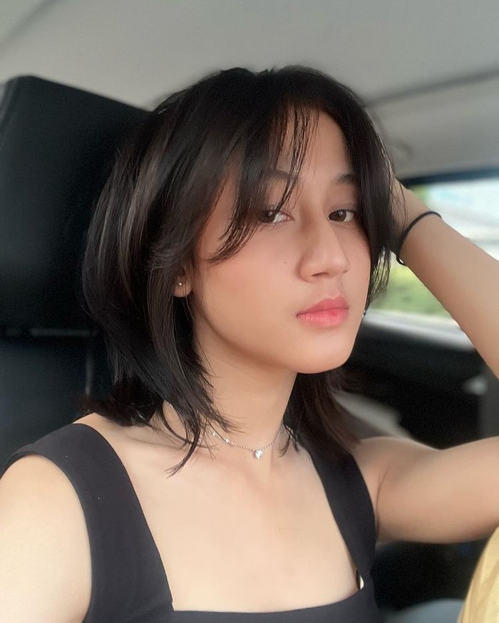 7 Potret Keisya Levronka dengan Rambut Baru, Disebut Mirip Nike Ardila 7 Potret Keisya Levronka dengan Rambut Baru, Disebut Mirip Nike Ardila