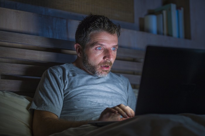Waduh! Pria yang Kecanduan Pornografi Cenderung Alami Gangguan Makan Waduh! Pria yang Kecanduan Pornografi Cenderung Alami Gangguan Makan
