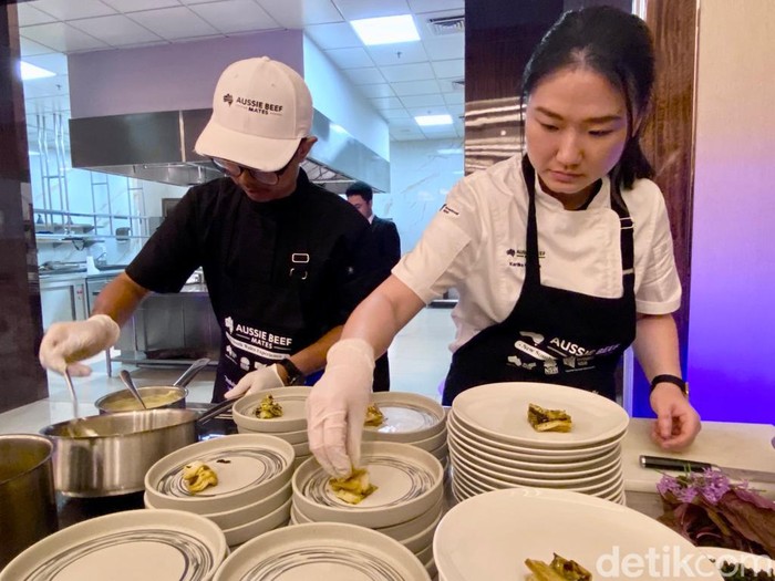 Adu Kreatif 5 Chef "Aussie Beef Mates" Olah Daging Sapi Australia