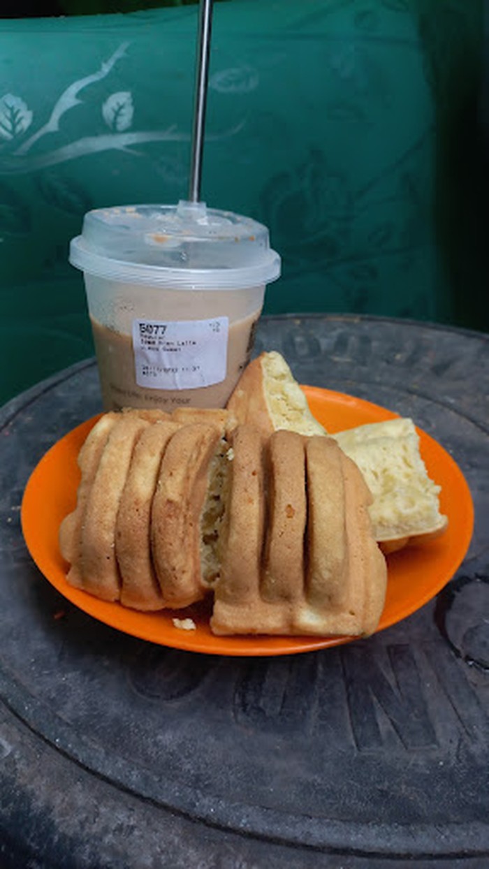 Gurih Lembut! 20 Kue Pancong Original Rp 5 Ribuan Ada di Sini