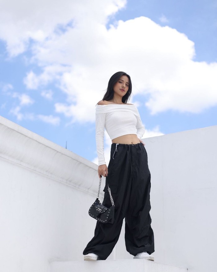 5 Pesona Paula Andrea, Model yang Doyan Makan Cabai