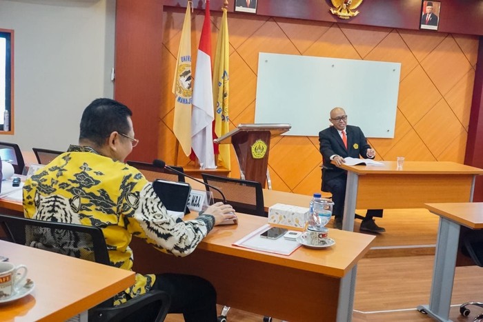 Uji Sidang Disertasi, Bamsoet Ingatkan Kewajiban CSR Perusahaan Uji Sidang Disertasi, Bamsoet Ingatkan Kewajiban CSR Perusahaan