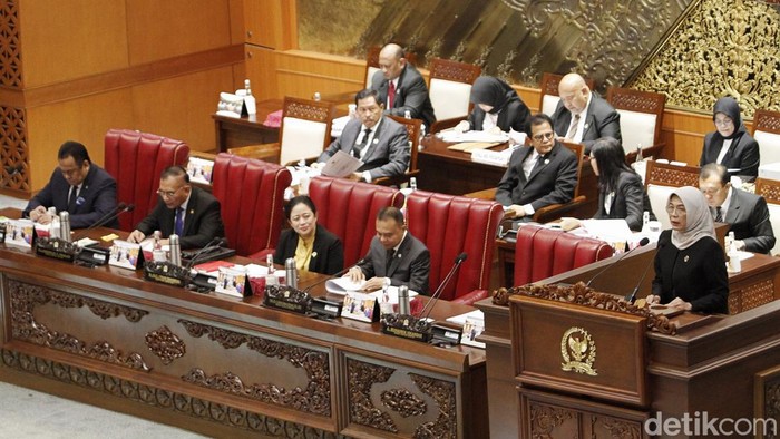 Suasana Rapat Paripurna DPR, Hanya 45 Anggota yang Hadir Fisik