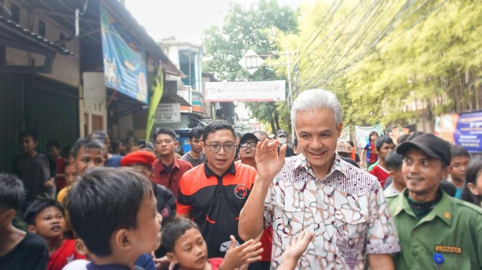 Momen Ganjar Blusukan di Pademangan Momen Ganjar Blusukan di Pademangan