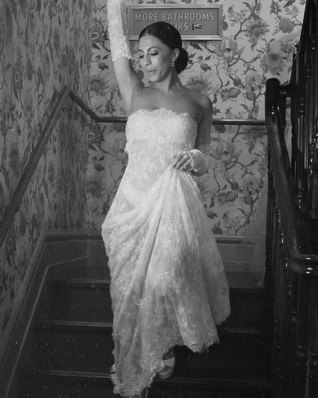 8 Foto Pengantin Pakai Gaun Transparan Mengundang Hujatan, Mengaku demi ...