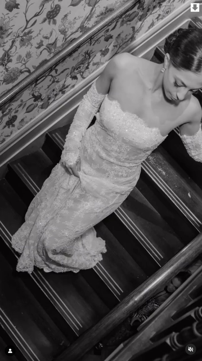 8 Foto Pengantin Pakai Gaun Transparan Mengundang Hujatan, Mengaku demi ...