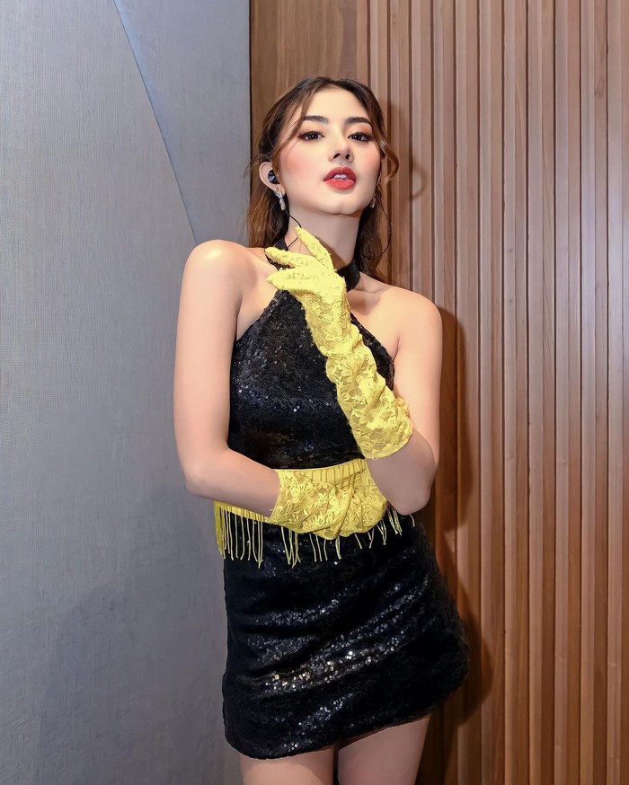 5 Pesona Ghea Youbi Akhirnya Kesampaian Main Film