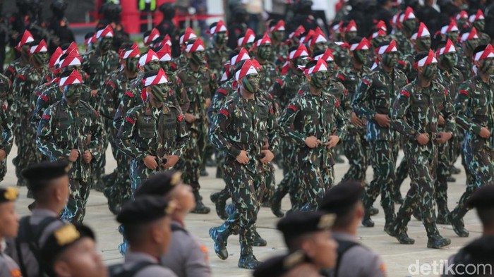 Meriahnya Upacara Hari Bhayangkara ke-77 di GBK