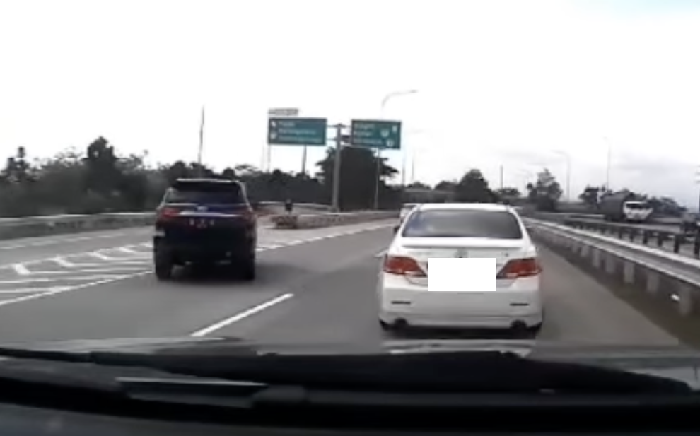 Viral Fortuner Hampir Picu Tabrakan karena Exit Tol Terlewat, Begini ... Viral Fortuner Hampir Picu Tabrakan karena Exit Tol Terlewat, Begini ...