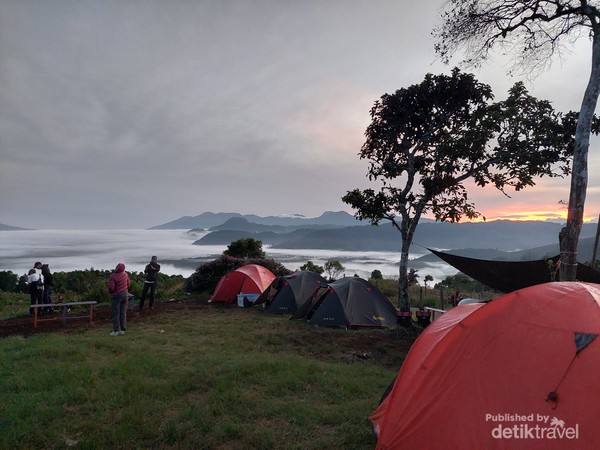 Terpikat Panorama Gunung Kerinci dari Bukit Tirai Embun