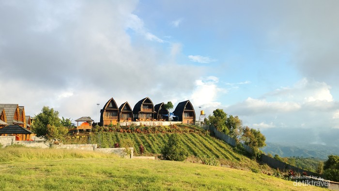 Terpikat Panorama Gunung Kerinci dari Bukit Tirai Embun