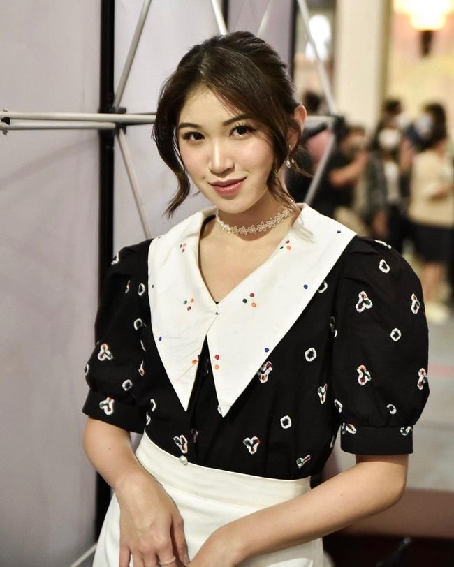 10 Foto Shani JKT48 yang Umumkan Kelulusan Sebagai Member dan Kapten