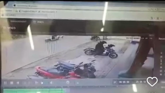 Viral, Maling Motor di Bekasi Dipergoki Korban hingga Todongkan Pistol Viral, Maling Motor di Bekasi Dipergoki Korban hingga Todongkan Pistol