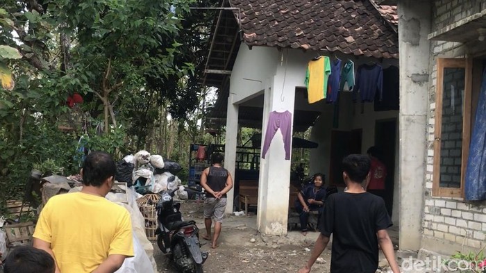 Pocong Di Rembang Bikin Geger Mitosnya Bikin Kaya Raya