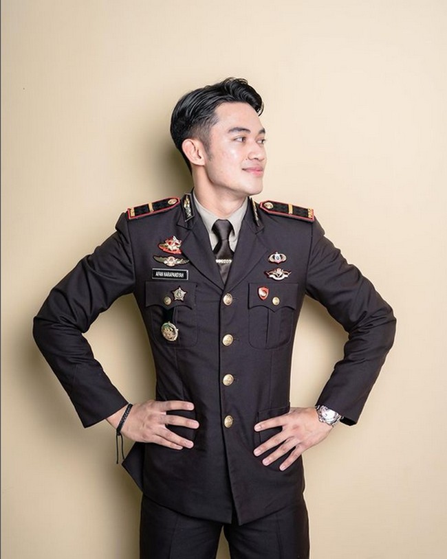 Foto: Ipda Afan Harapansyah, Kapolsek Termuda Viral Parasnya Jadi Sorotan