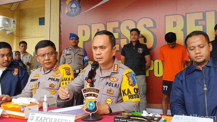 Pelaku Revenge Porn di Pekanbaru Ditangkap, Begini Respons Pengacara Pelaku Revenge Porn di Pekanbaru Ditangkap, Begini Respons Pengacara