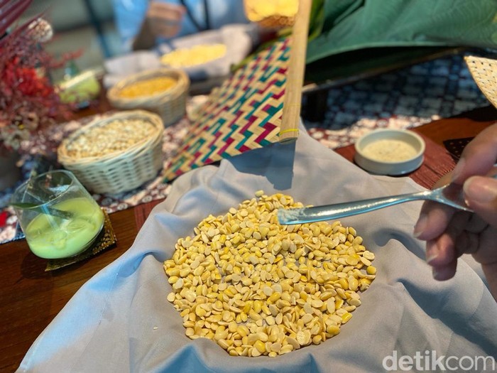 Cara Membuat Tempe Bungkus Daun yang Bisa Dicoba di Rumah