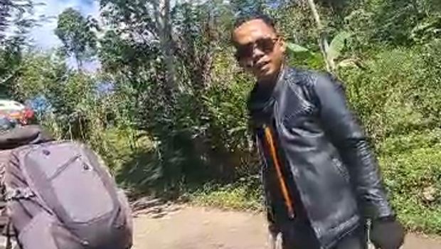 Dede 'Pembunuh Kelas Kakap' di Garut Itu Nyatanya Pengangguran Dede 'Pembunuh Kelas Kakap' di Garut Itu Nyatanya Pengangguran