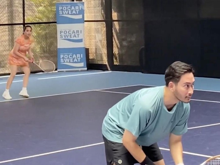 7 Momen Nagita Slavina dan Jeje Latihan Tenis Bareng, Dijuluki Si Duo Sabar