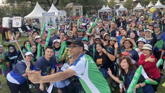 Ratusan Peserta Meriahkan Fun Walk Ratusan Peserta Meriahkan Fun Walk