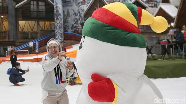 Trans Snow World Bekasi Banting Harga, Yuk Serbu