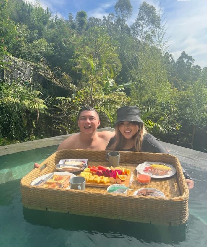 Kulineran Shindy Samuel, Selebgram yang Turun BB 34 Kg Usai Operasi ...