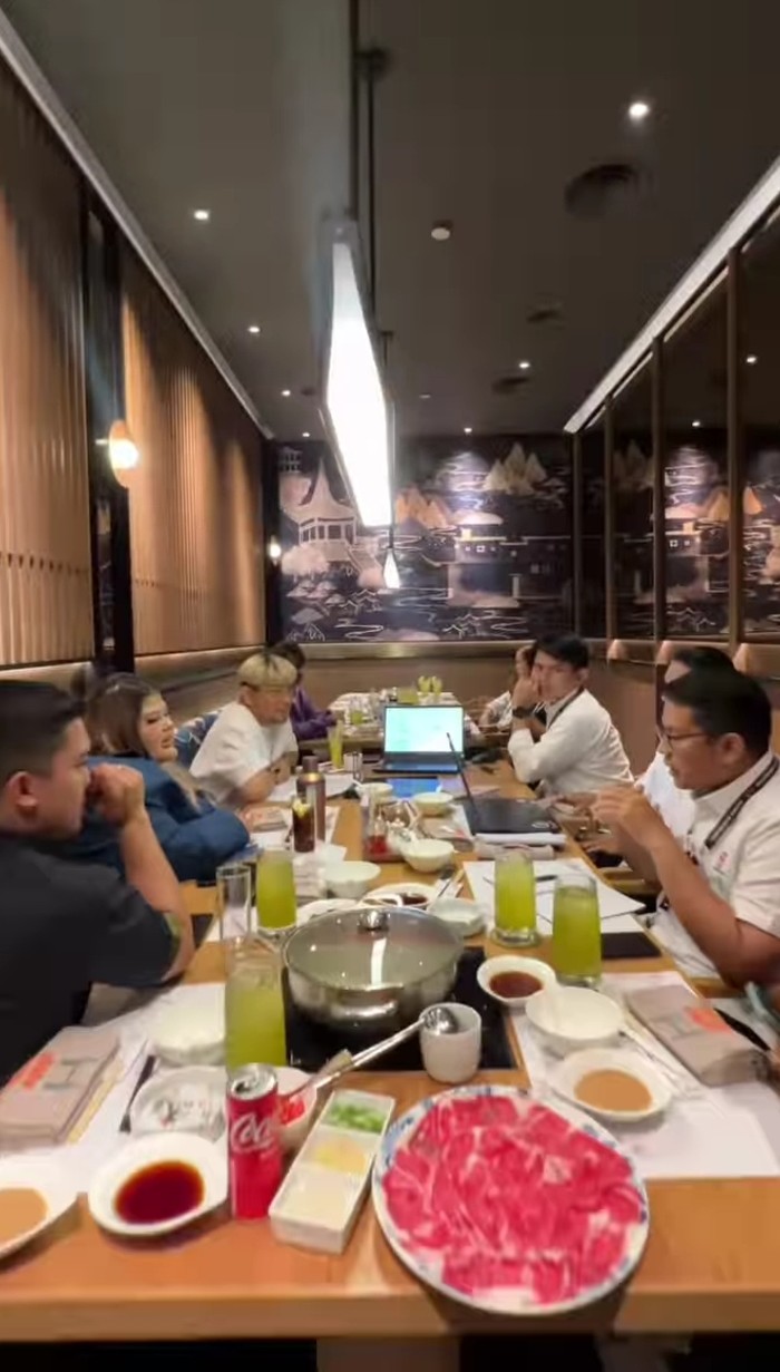 Kulineran Shindy Samuel, Selebgram yang Turun BB 34 Kg Usai Operasi ...